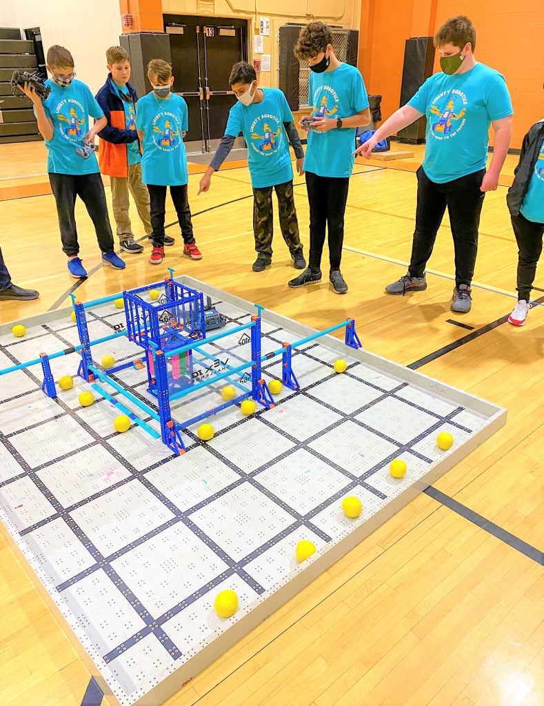 Hosted by Liberty, VEX IQ Robotics Challenge attracts 45 teams - news